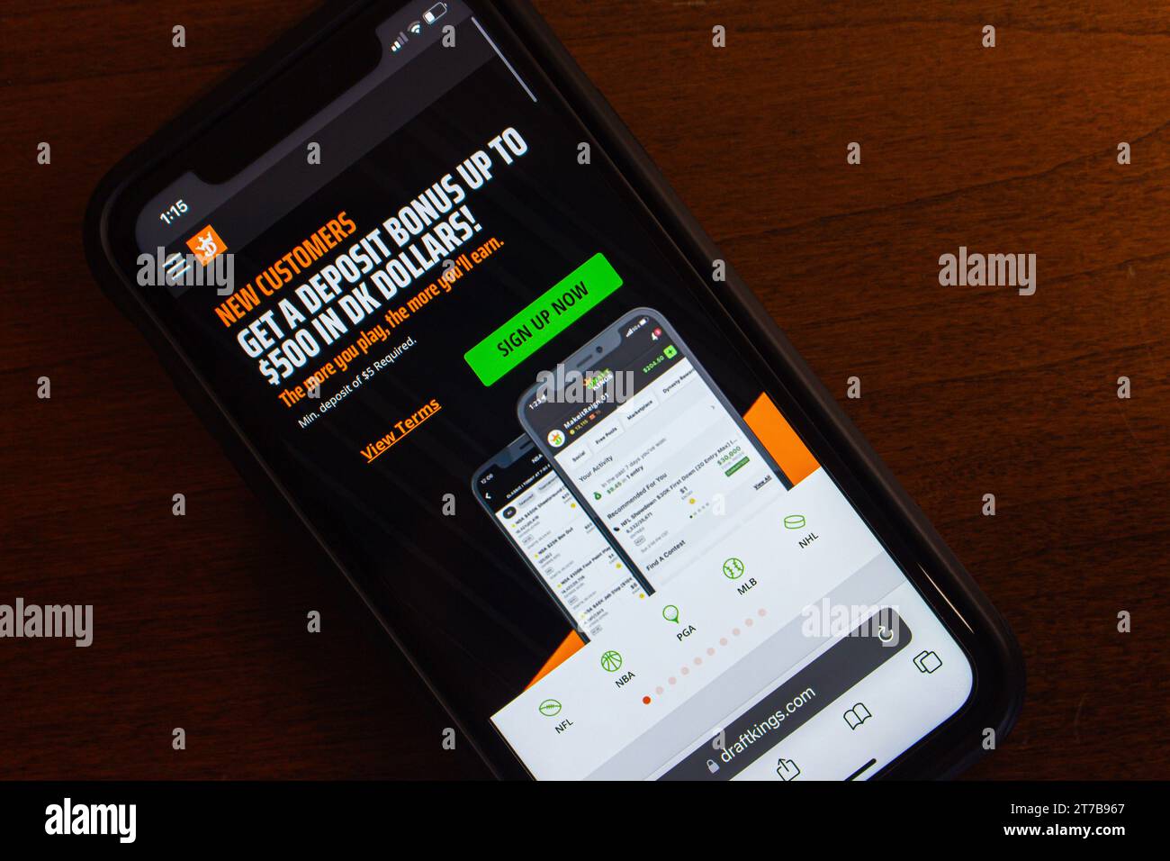 Draft kings hi-res stock photography and images - Alamy