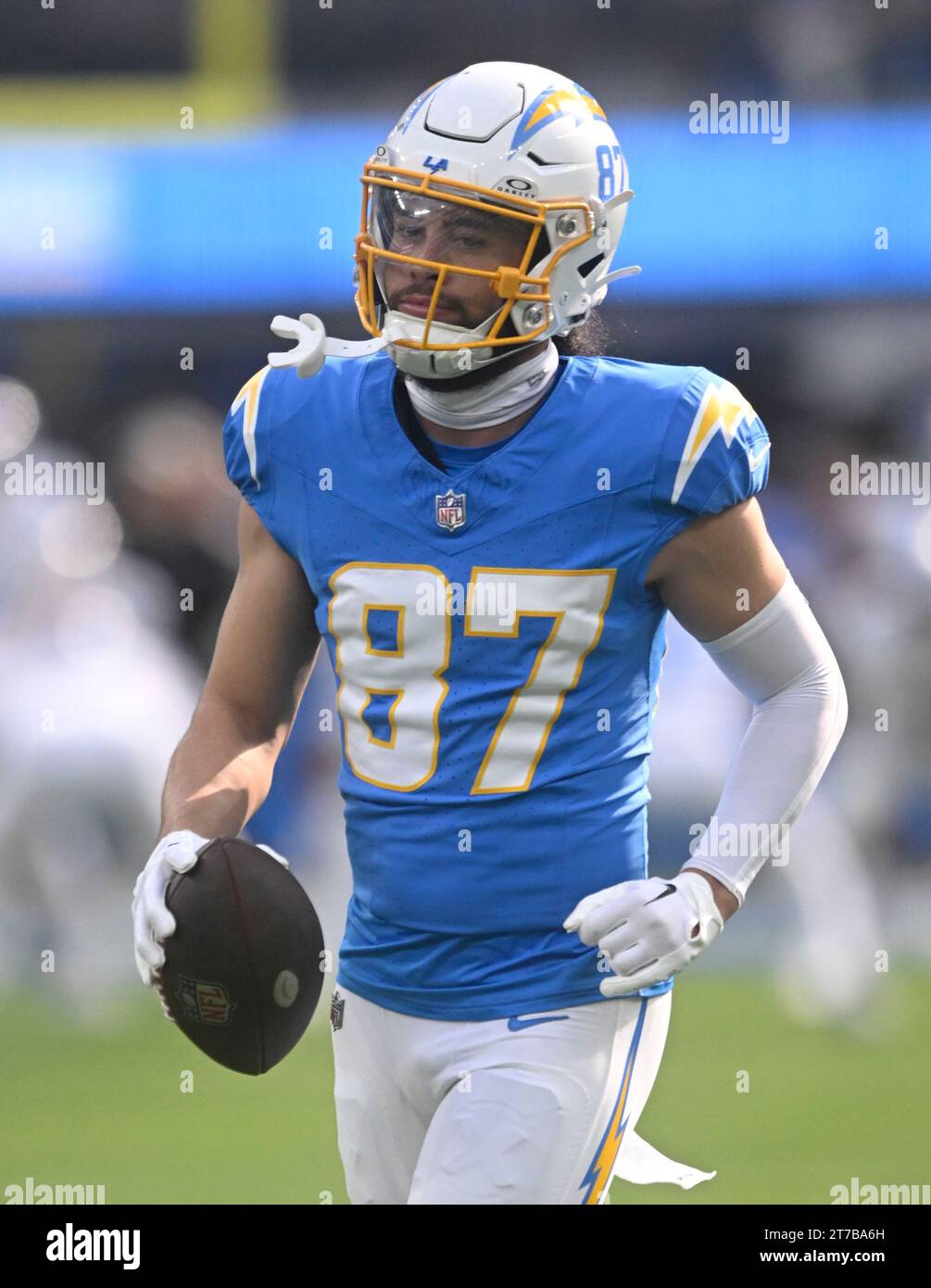 Detroit Lions tight end Sam LaPorta (87) warms-up before an NFL ...