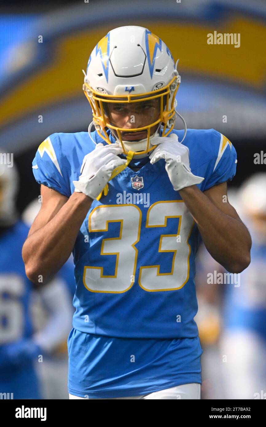 Los Angeles Chargers cornerback Deane Leonard (33) comes onto the field ...