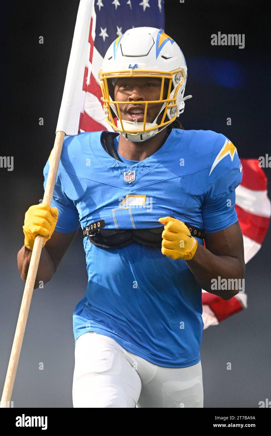 Los Angeles Chargers wide receiver Quentin Johnston (1) comes onto the ...