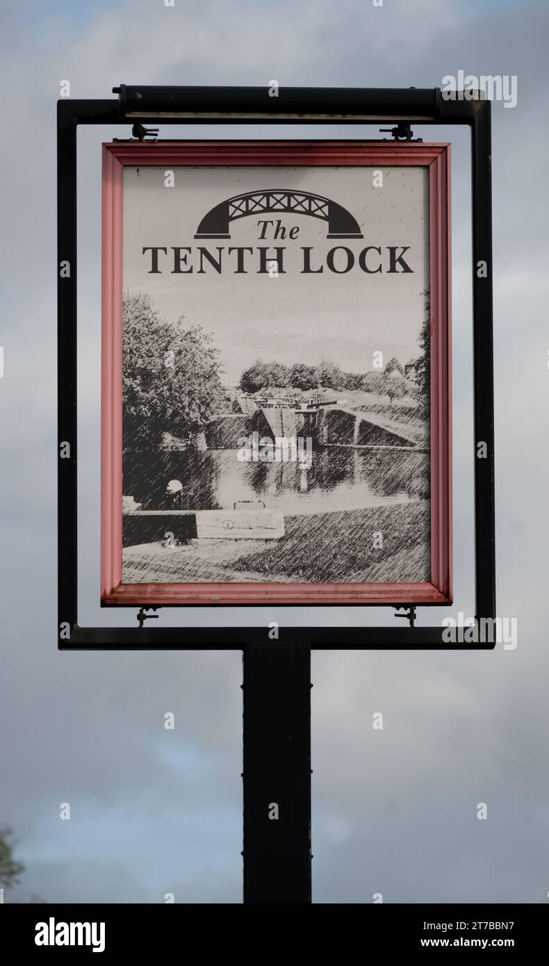The Tenth Lock pub sign, Brierley Hill, West Midlands, England, UK ...