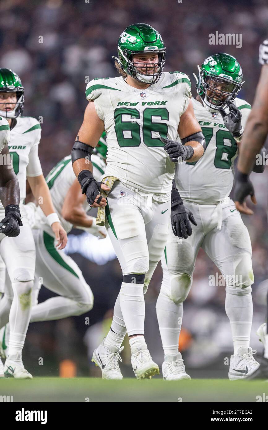 New York Jets center Joe Tippmann (66) against the Las Vegas Raiders in ...