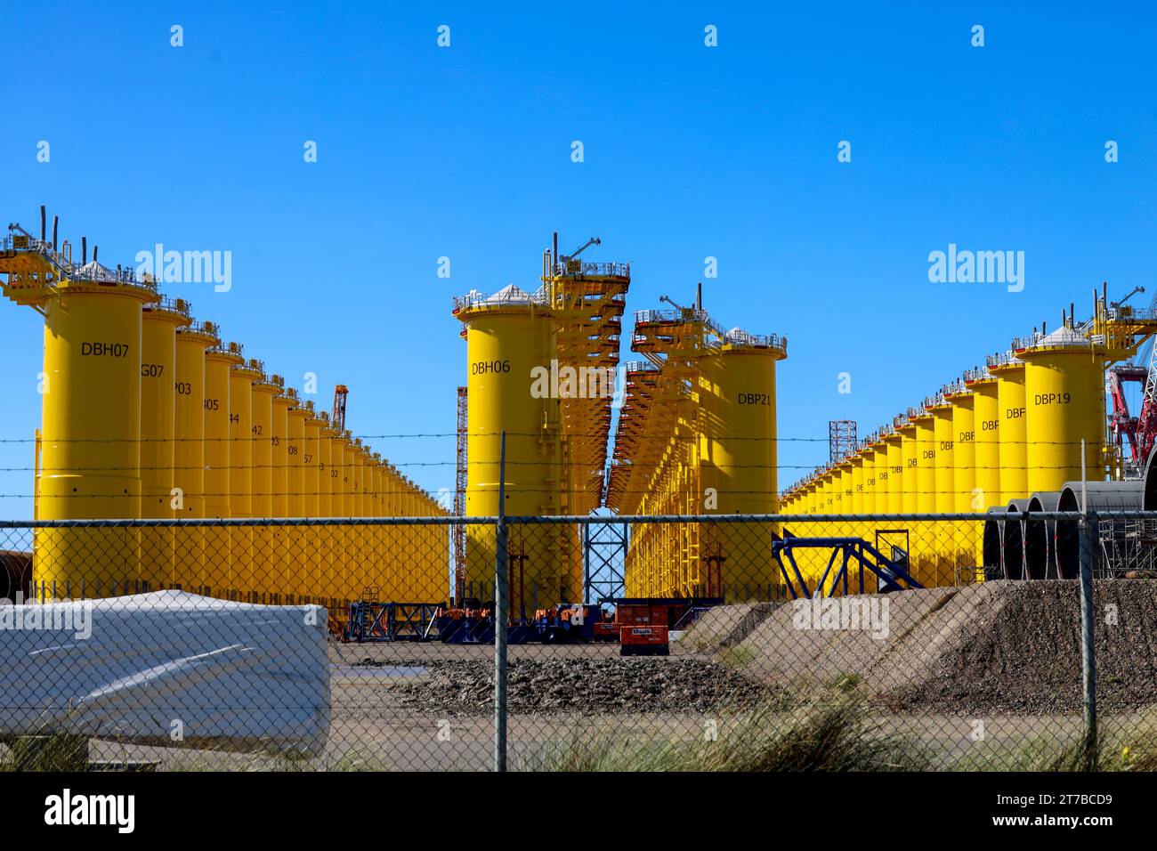 Construction of pylons for wind turbines in the Maasvlakte Harbor in ...