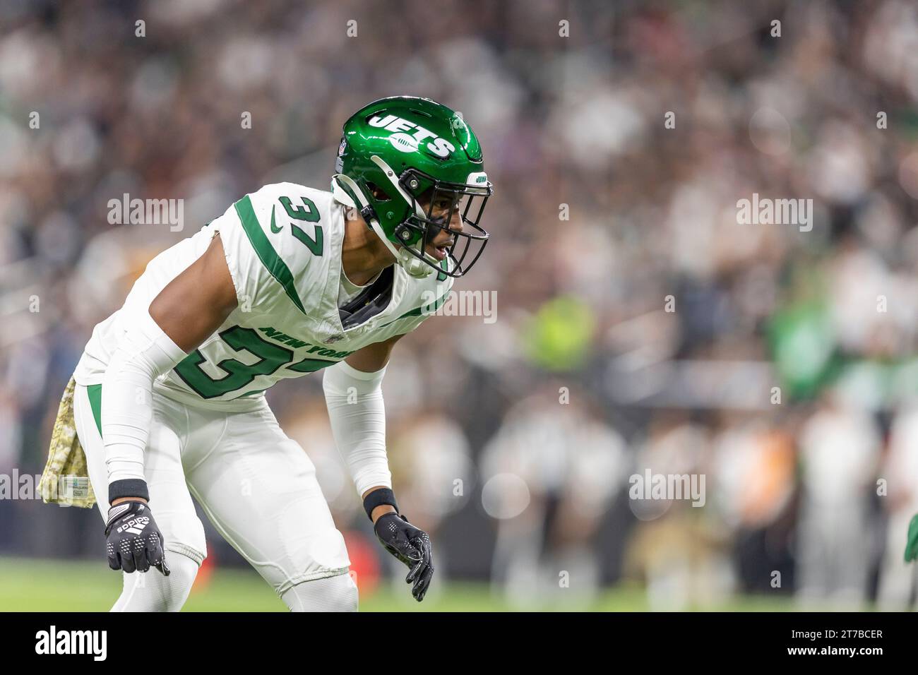 New York Jets cornerback Bryce Hall (37) against the Las Vegas Raiders ...