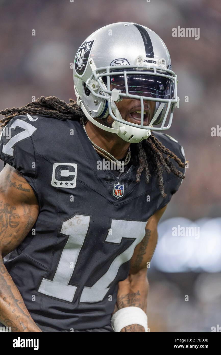 Las Vegas Raiders wide receiver Davante Adams (17) against the New York Jets in an NFL football ...