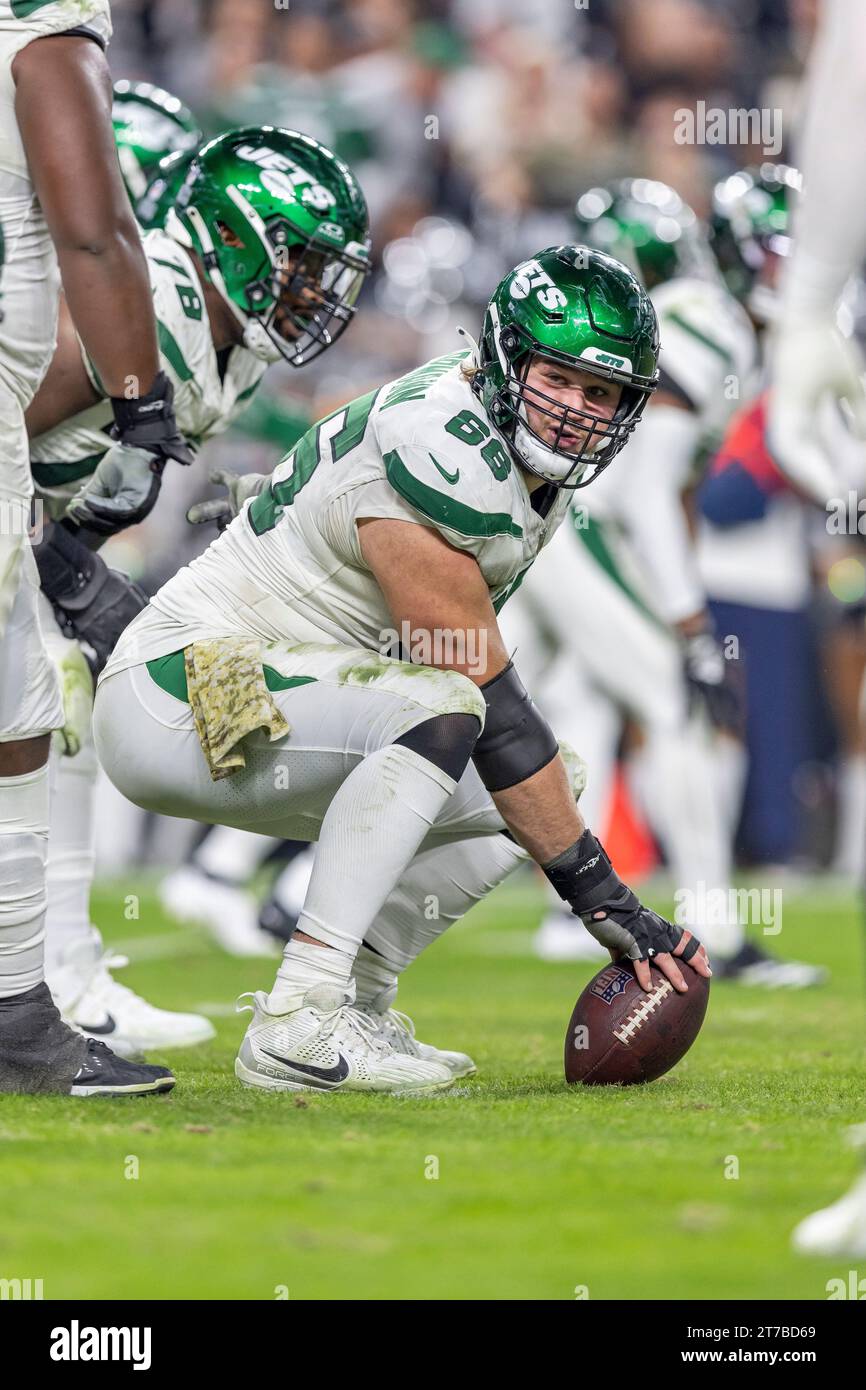 New York Jets center Joe Tippmann (66) lines up against the Las Vegas ...