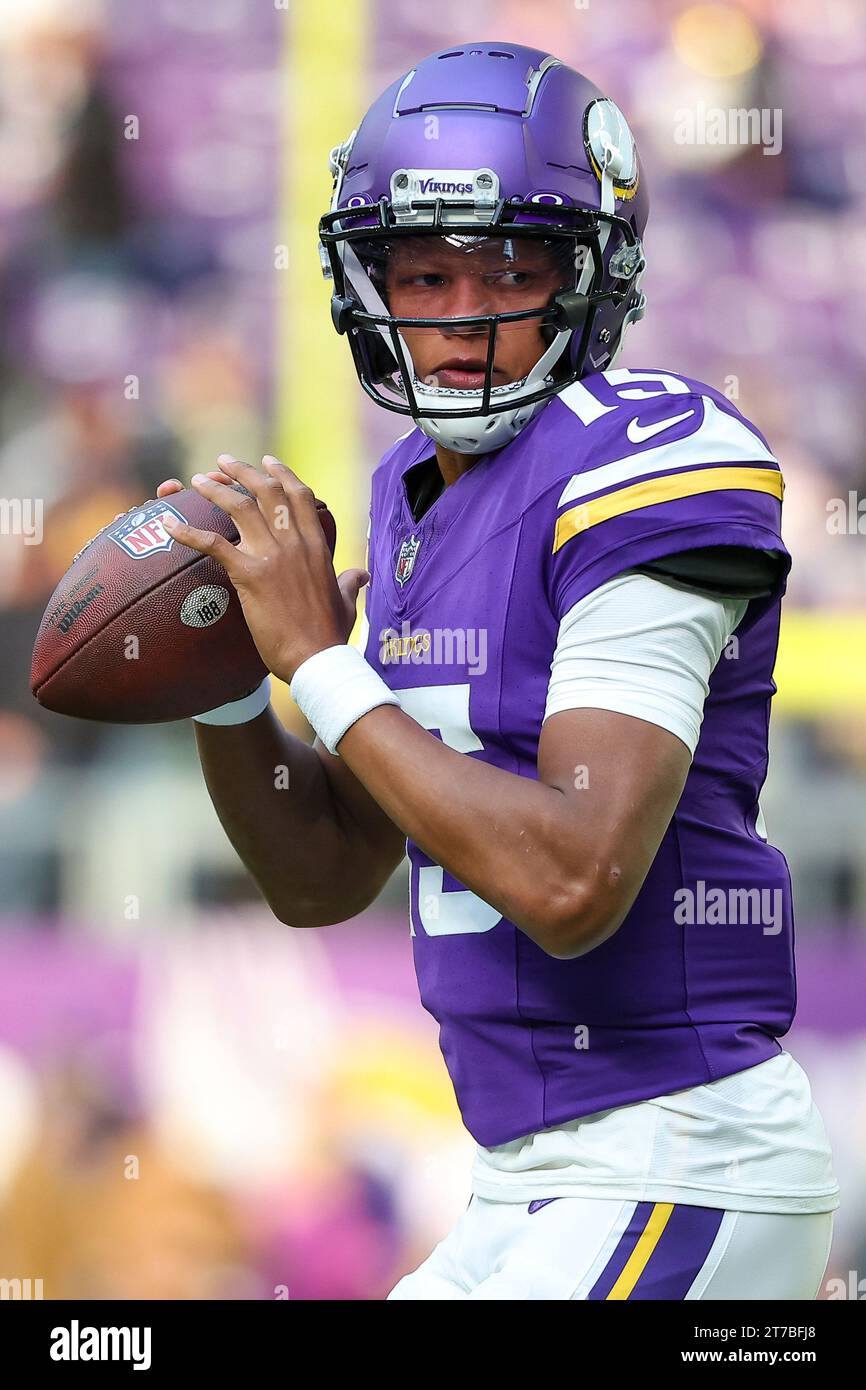 Minnesota Vikings quarterback Joshua Dobbs (15) warms up before an NFL ...