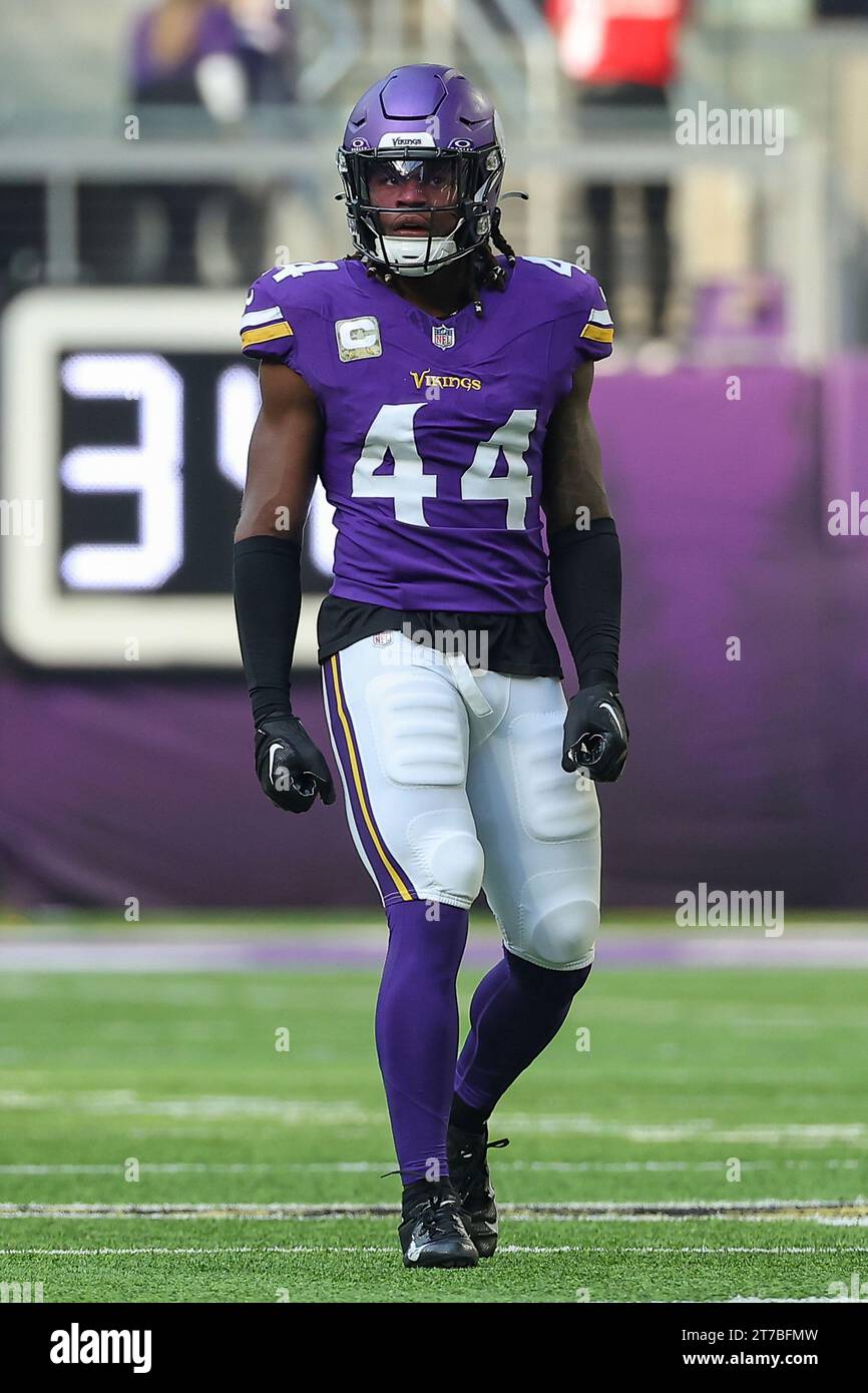 Minnesota Vikings safety Josh Metellus (44) lines up for play during ...
