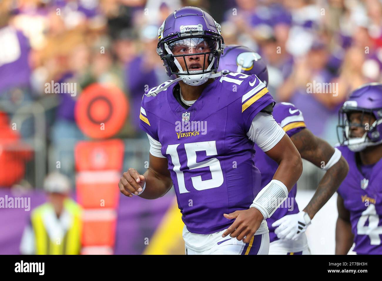 Minnesota Vikings quarterback Joshua Dobbs (15) looks up to the ...