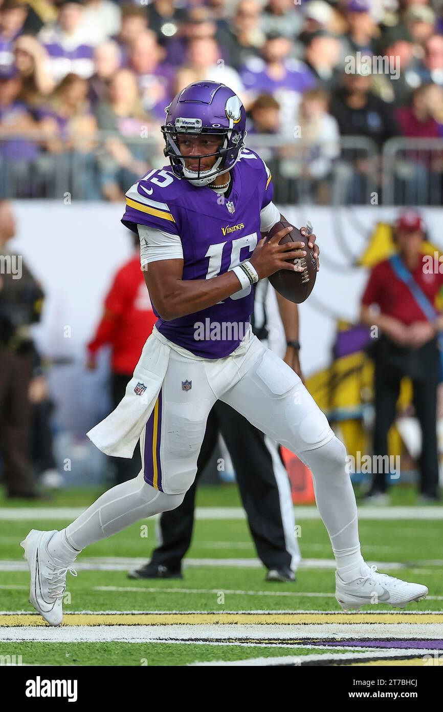 Minnesota Vikings quarterback Joshua Dobbs (15) runs with the ball ...