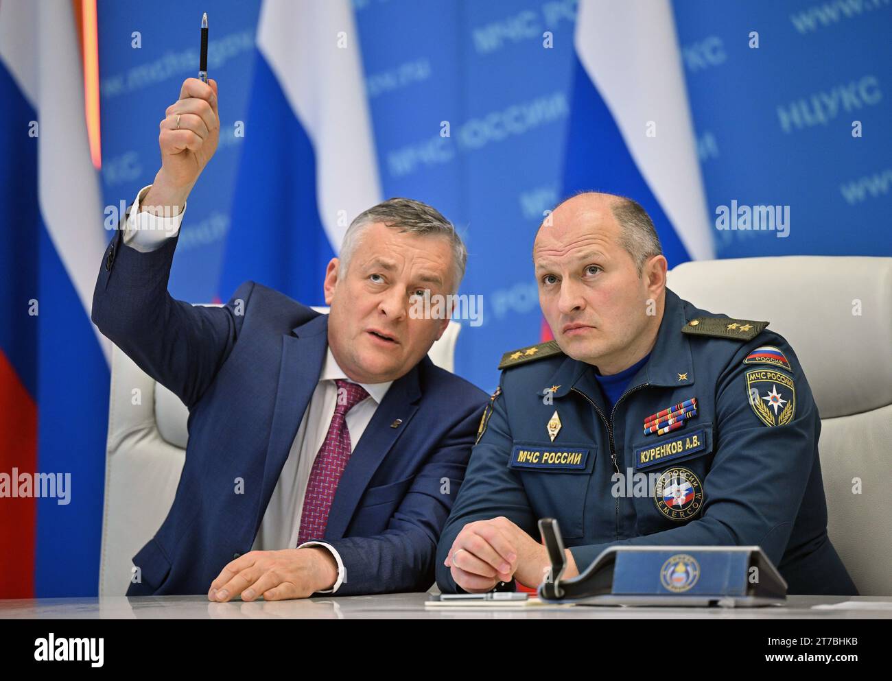 The signing ceremony of an agreement between the Ministry of Emergency ...