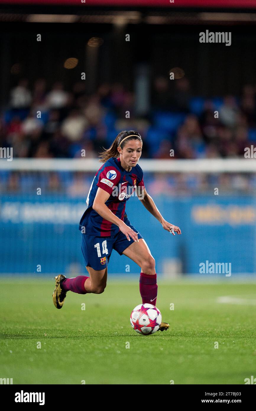 Aitana bonmati playing football hi-res stock photography and images - Alamy