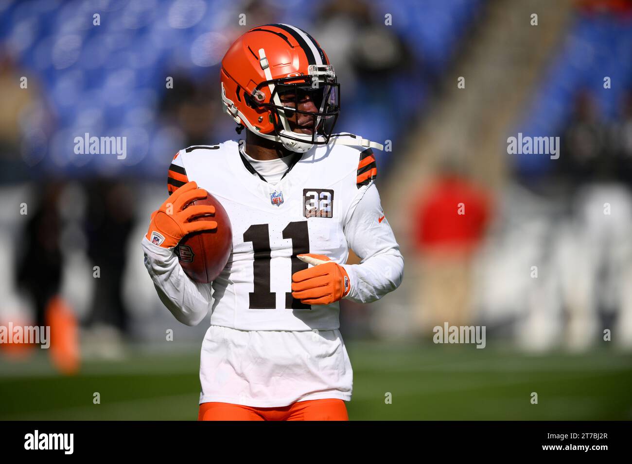 Cleveland Browns wide receiver James Proche II (11) works out before an ...