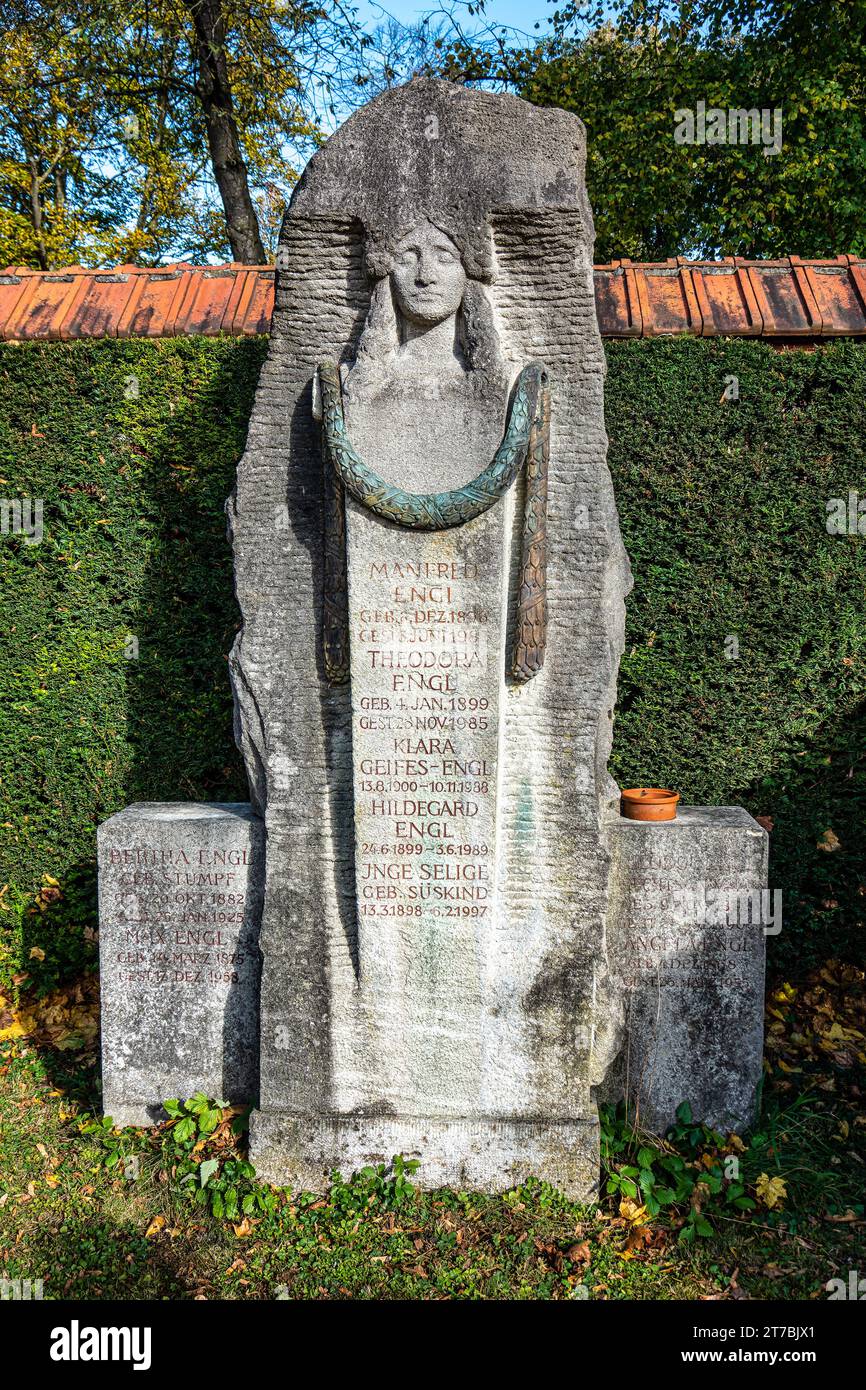 Autumn view of the Nordfriedhof, Northern Cemetery, with 34,000 burial ...