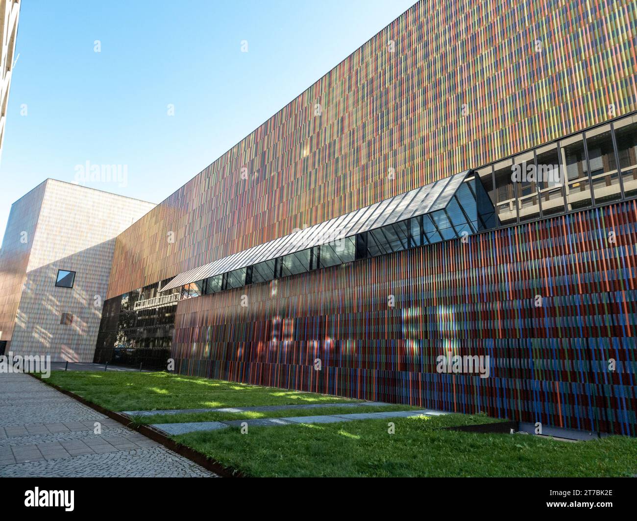 Modern museum building in Munich in Germany. Symmetry. Minimalism Stock ...