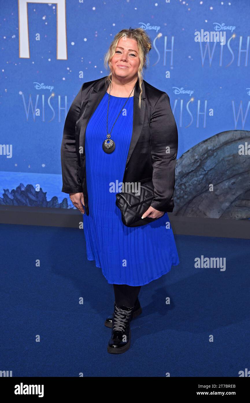 Karina Kipp bei Premiere des neuen Disney-Films WISH im Zoo Palast in ...
