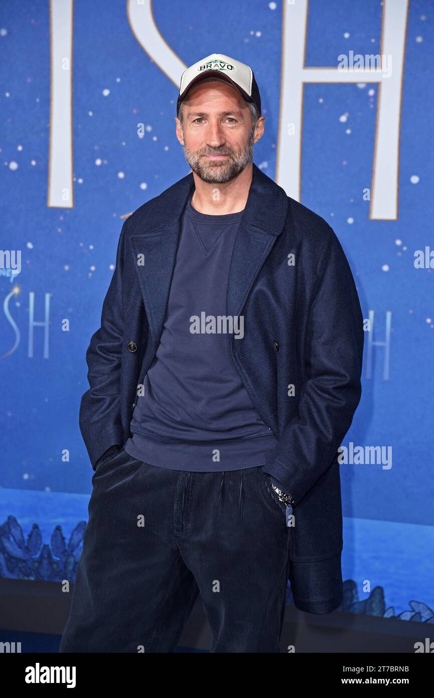 Benjamin Sadler bei Premiere des neuen Disney-Films WISH im Zoo Palast ...