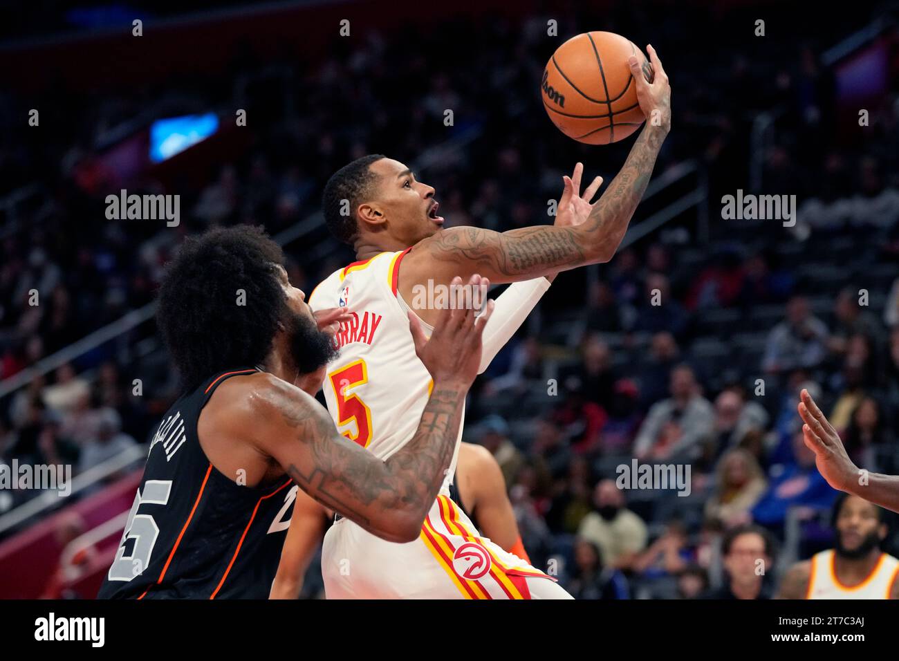 Atlanta Hawks guard Dejounte Murray (5) attempts a layup as Detroit ...