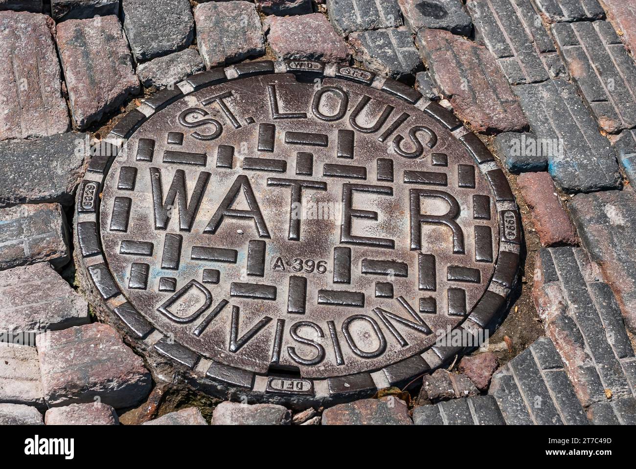 Manhole cover, manhole cover, lettering, relief, St. Louis, USA Stock ...