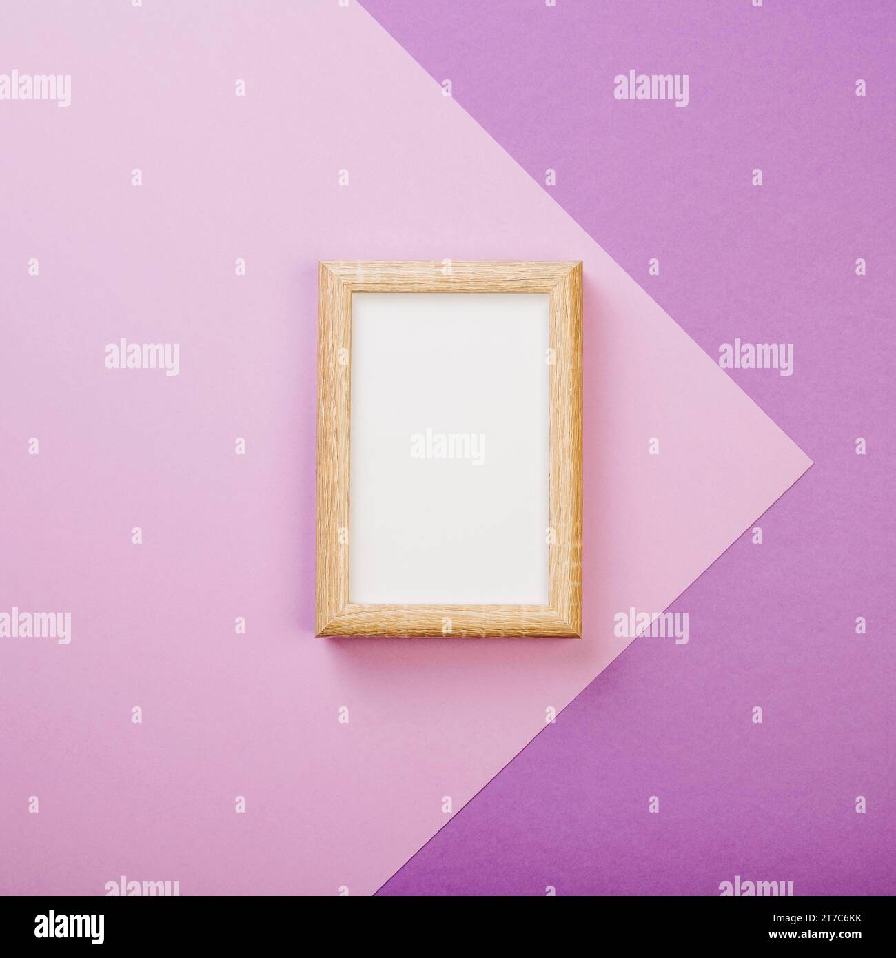 Frame purple background Stock Photo - Alamy