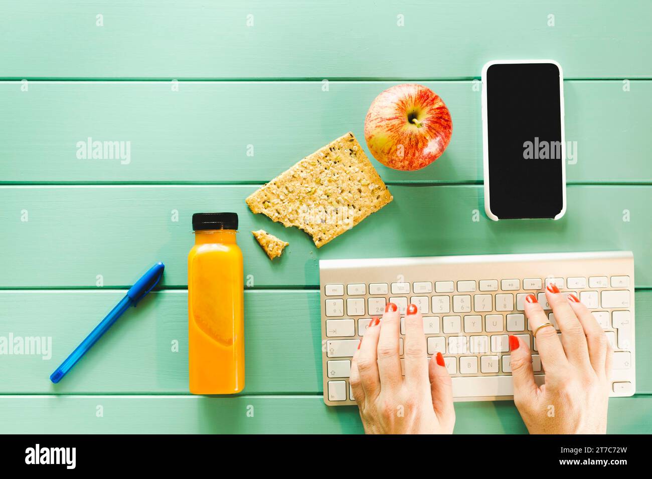 Tomato an keyboard hi-res stock photography and images - Alamy