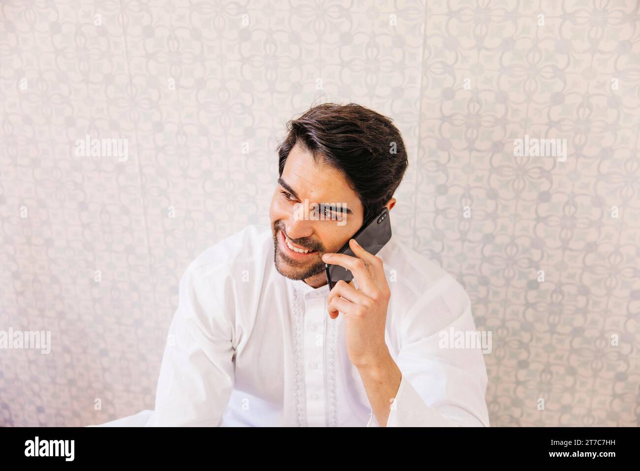 Arabic man making selfie hi-res stock photography and images - Alamy