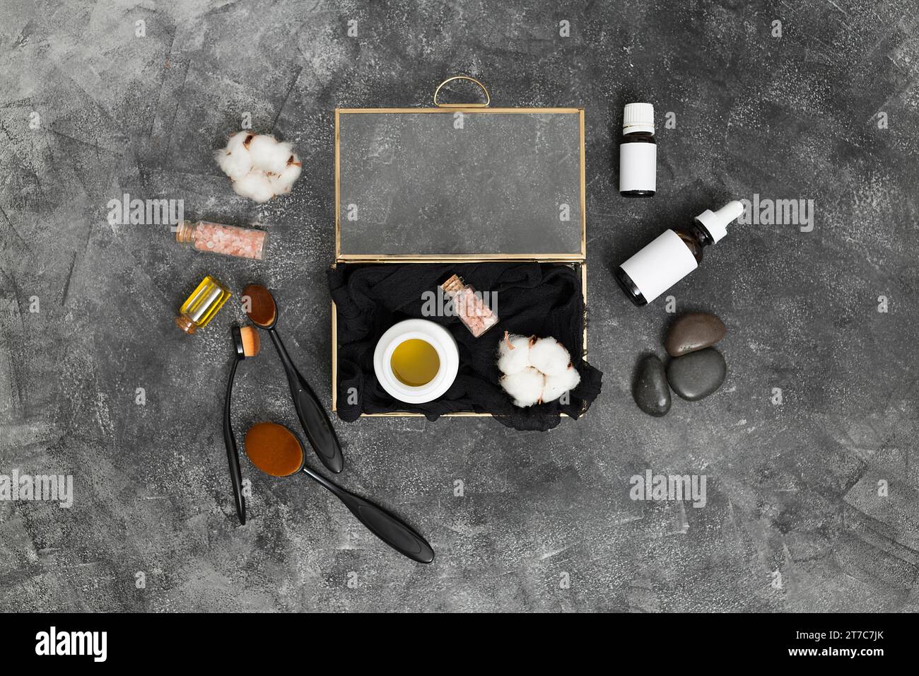 Open box with honey pink himalayan salt cotton bud with cosmetics ...