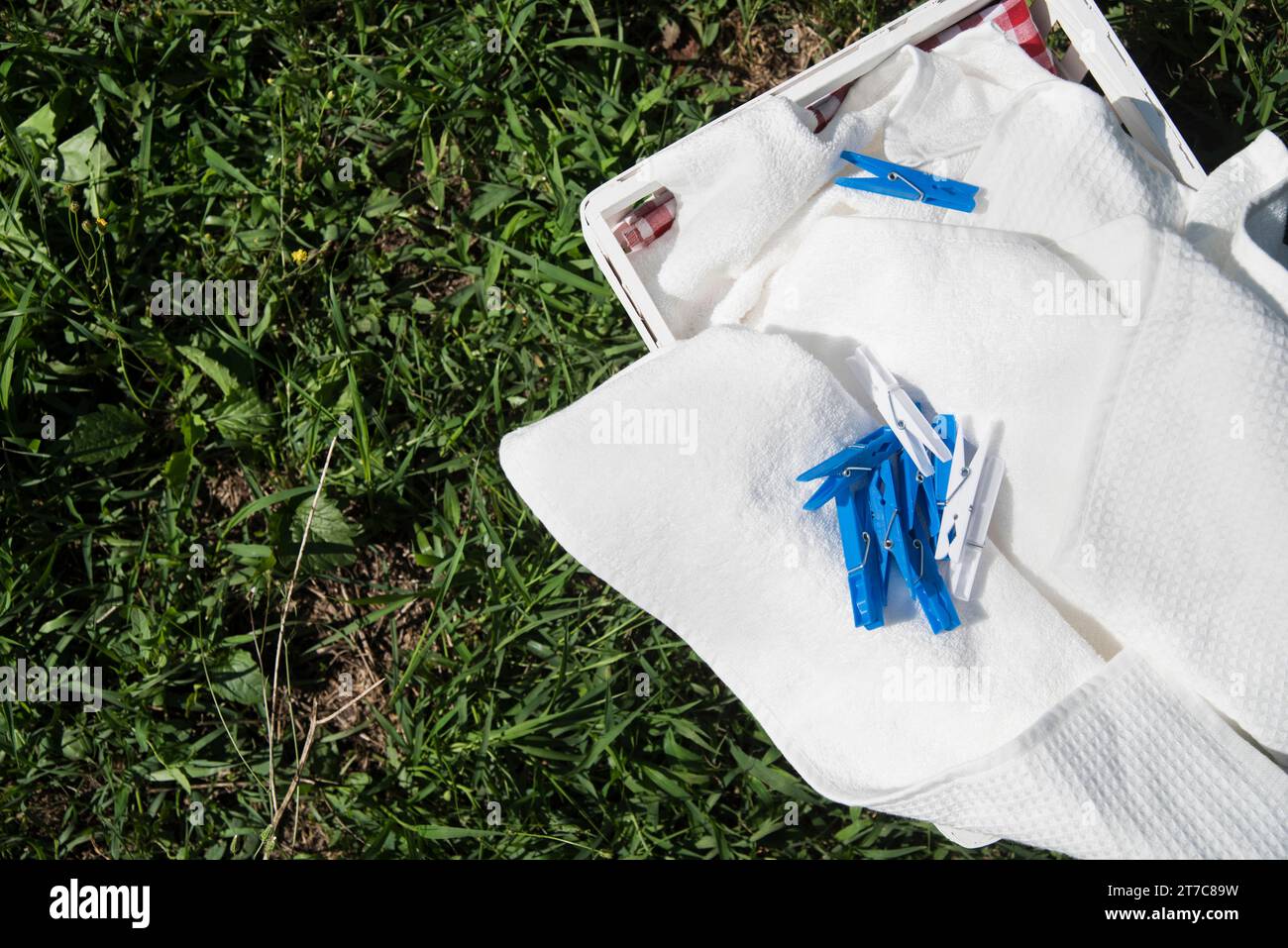 Full laundry basket hi-res stock photography and images - Alamy