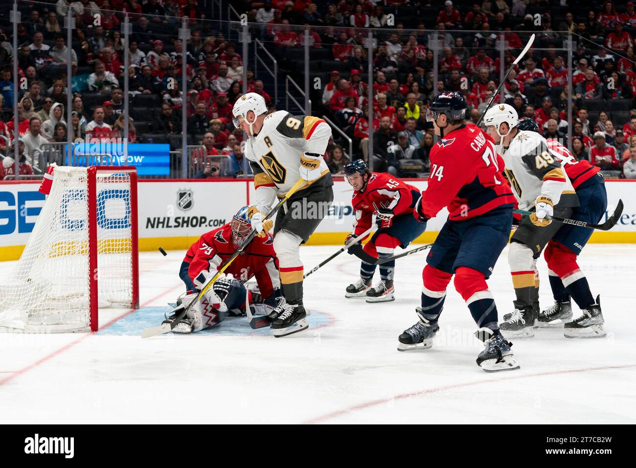Washington Capitals goaltender Charlie Lindgren (79) defends the net ...