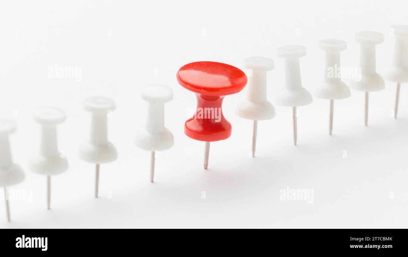 Tacks paper hi-res stock photography and images - Alamy