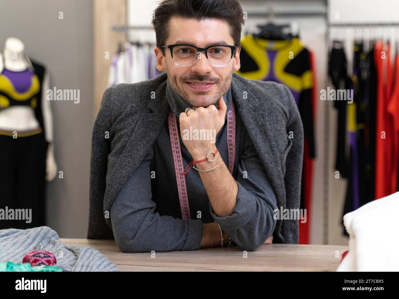 Portrait male personal shopper working 7 Stock Photo - Alamy