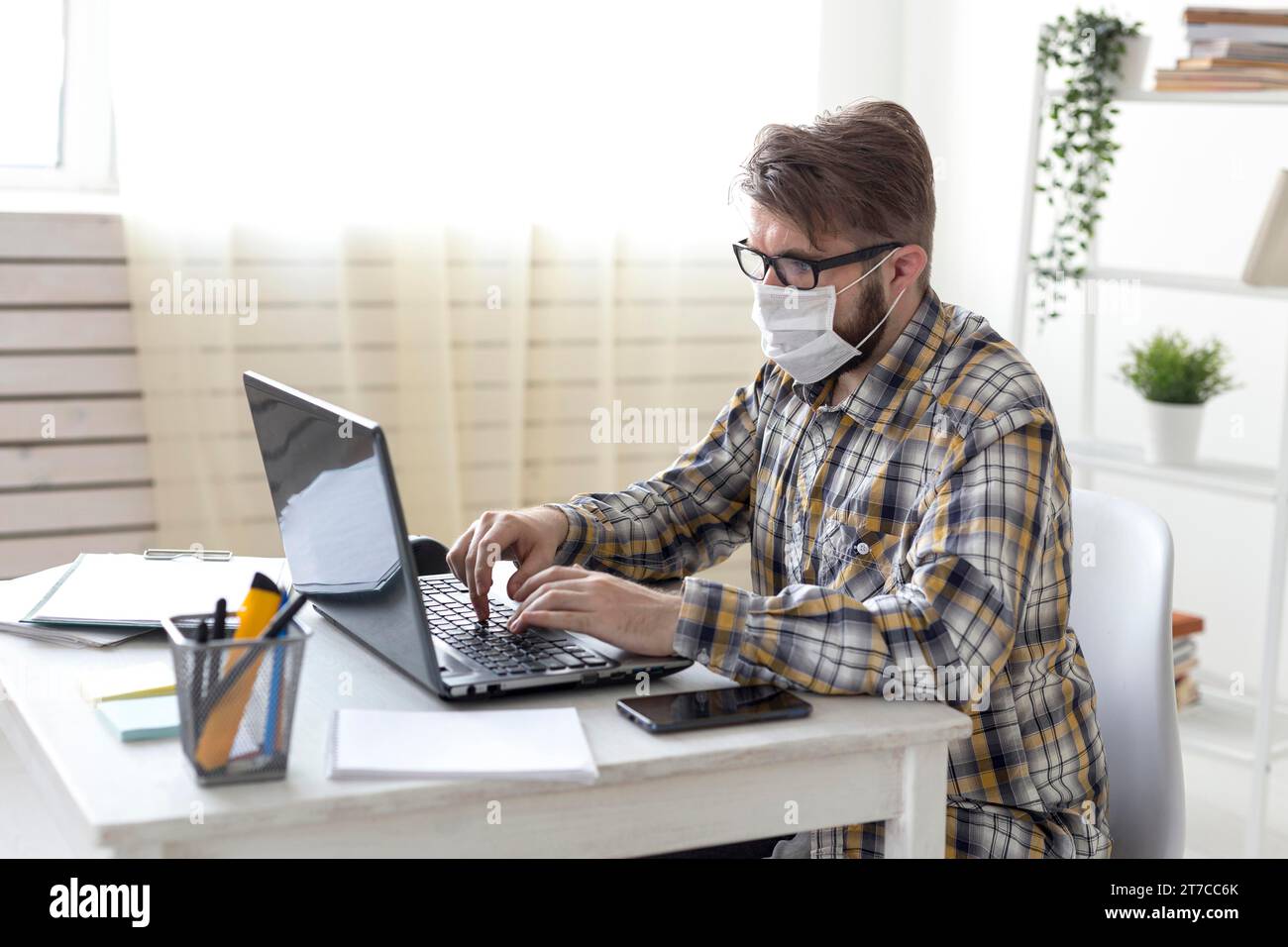 Person working from home garden view hi-res stock photography and ...