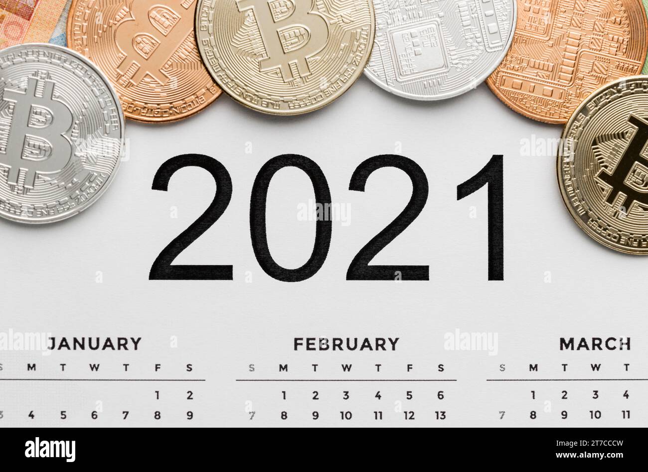 Top view bitcoins 2021 calendar assortment Stock Photo - Alamy