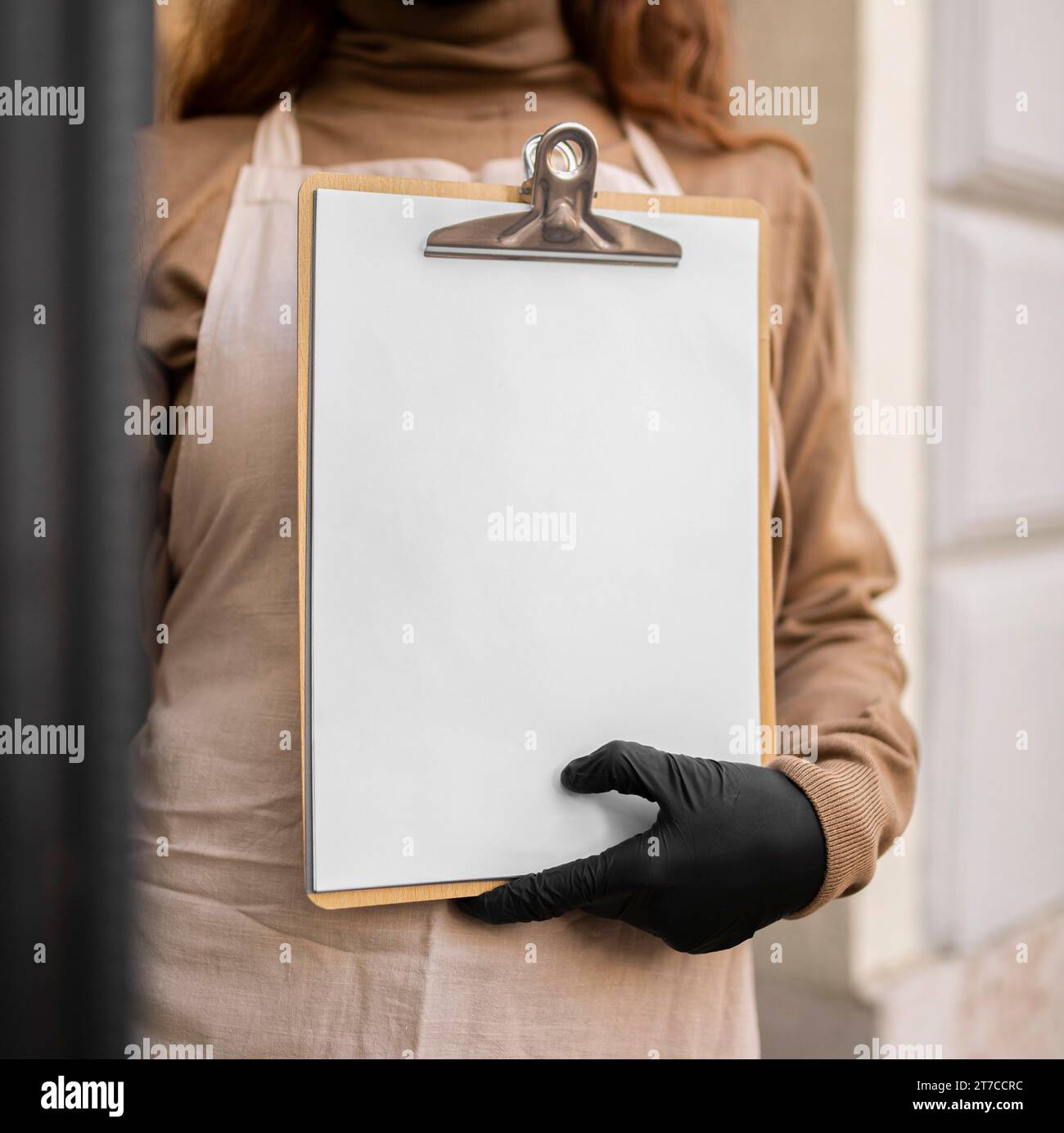 Female customer read menu hi-res stock photography and images - Alamy