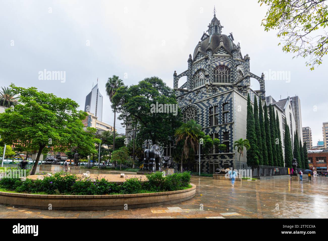 Fountain and Botero sculpture in front of Palacio de la Cultura Rafael ...