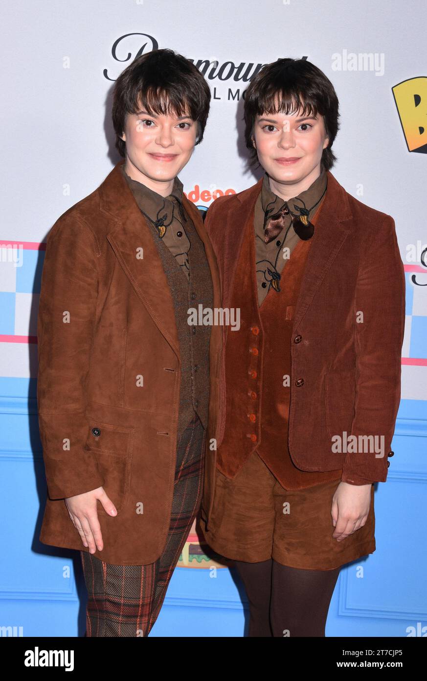 New York, NY, USA. 14th Nov, 2023. Emily Hinkler and Elizabeth Hinkler ...