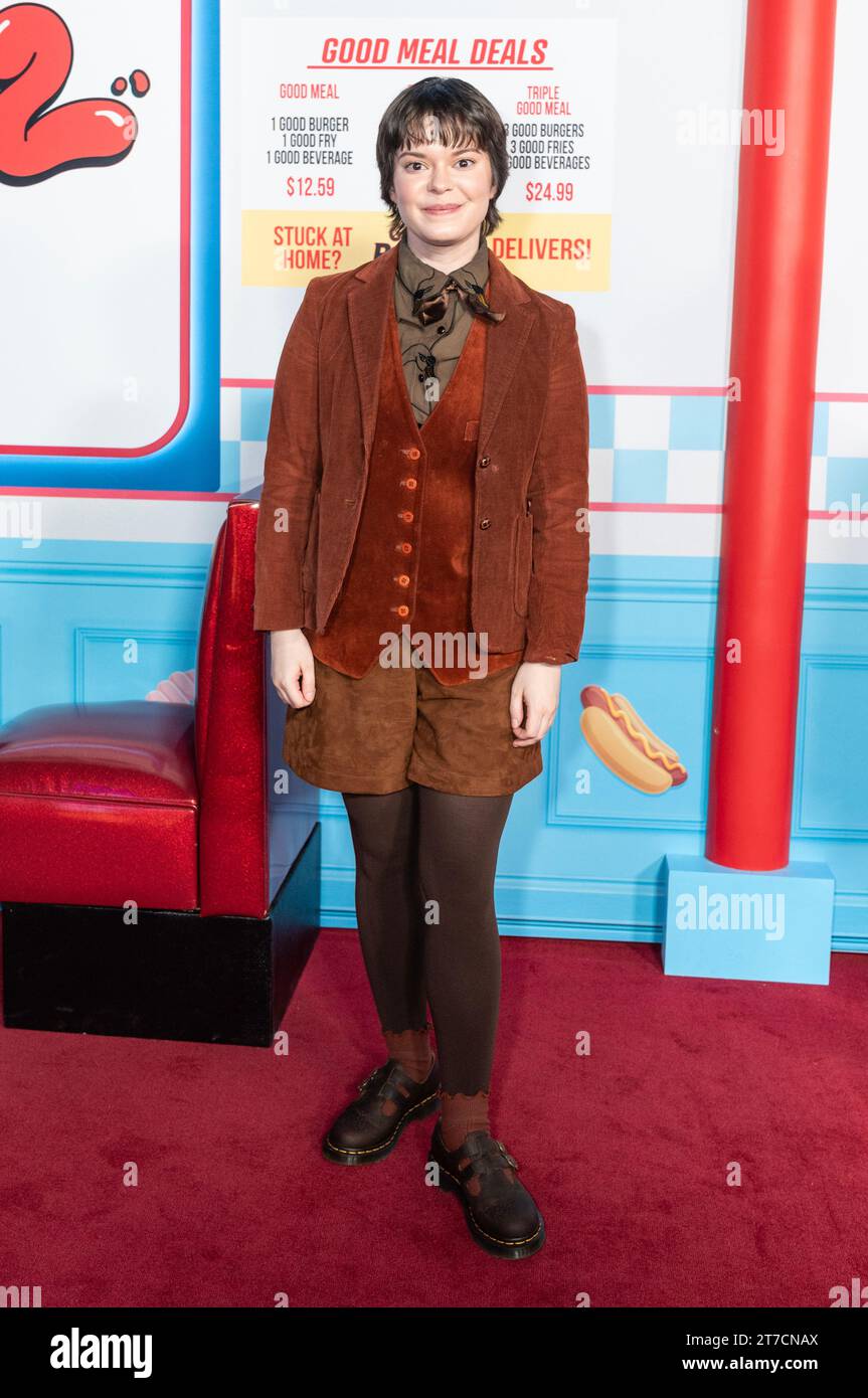 Elizabeth Hinkler attends Good Burger 2 premiere at Regal Union Square ...