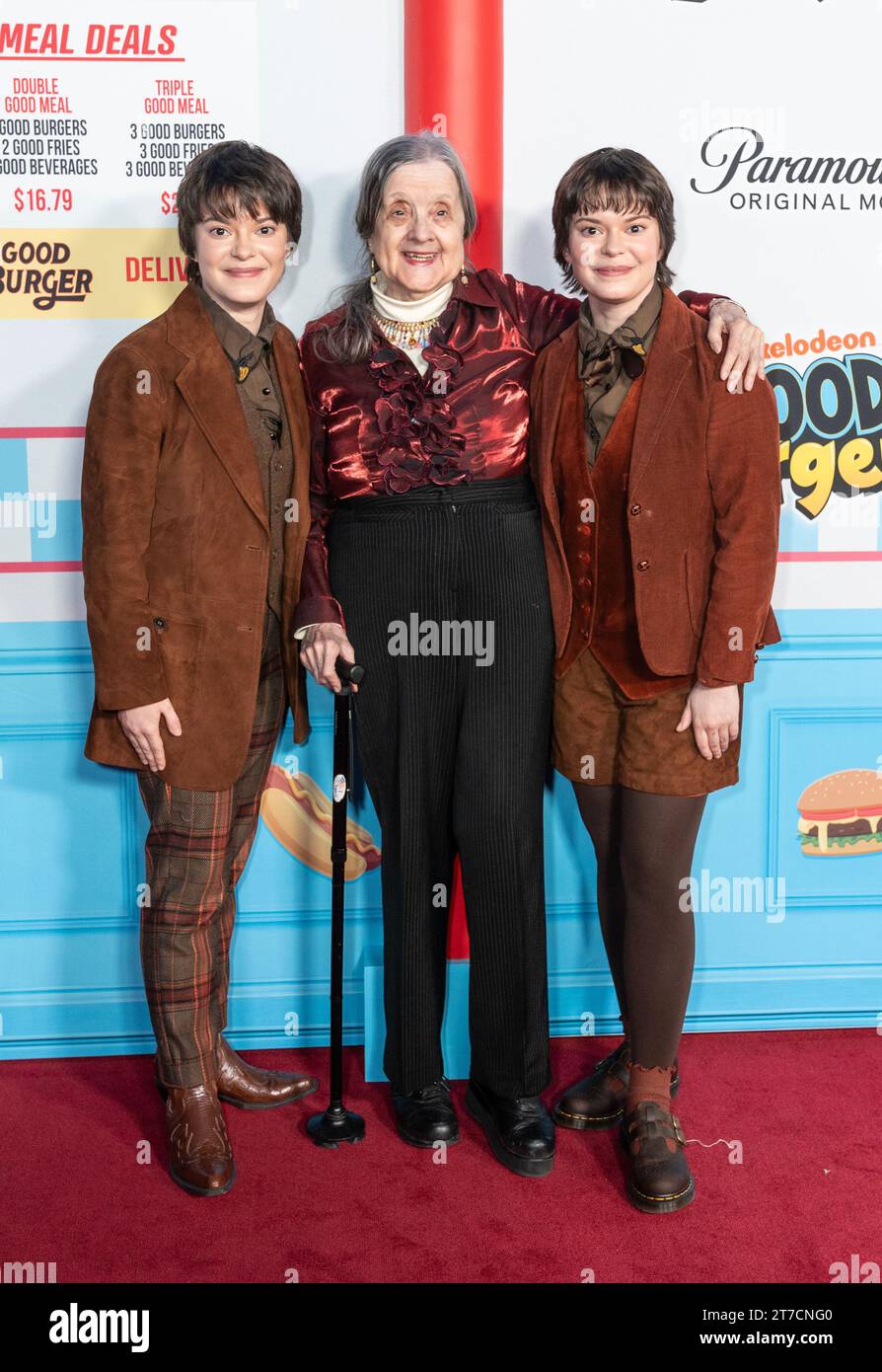 Emily Hinkler, Anabel Graetz, Elizabeth Hinkler attend Good Burger 2 ...