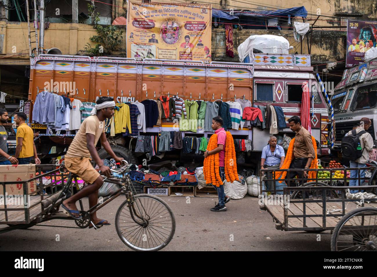 Bara bazar hi-res stock photography and images - Alamy