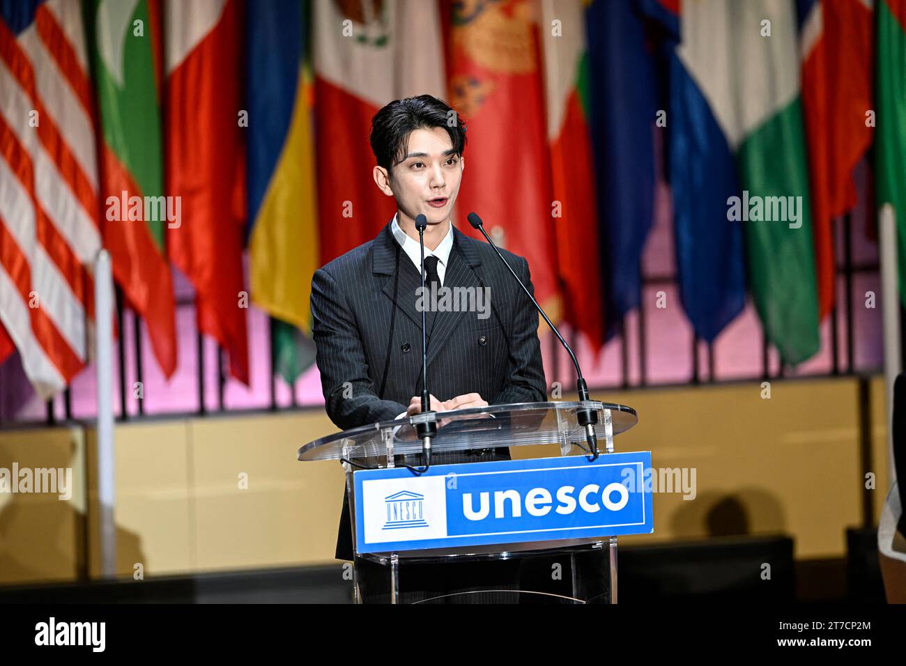 Paris, France. 14th Nov, 2023. Korean American singer Hong Joshua of K-POP group Seventeen 세븐틴 ...