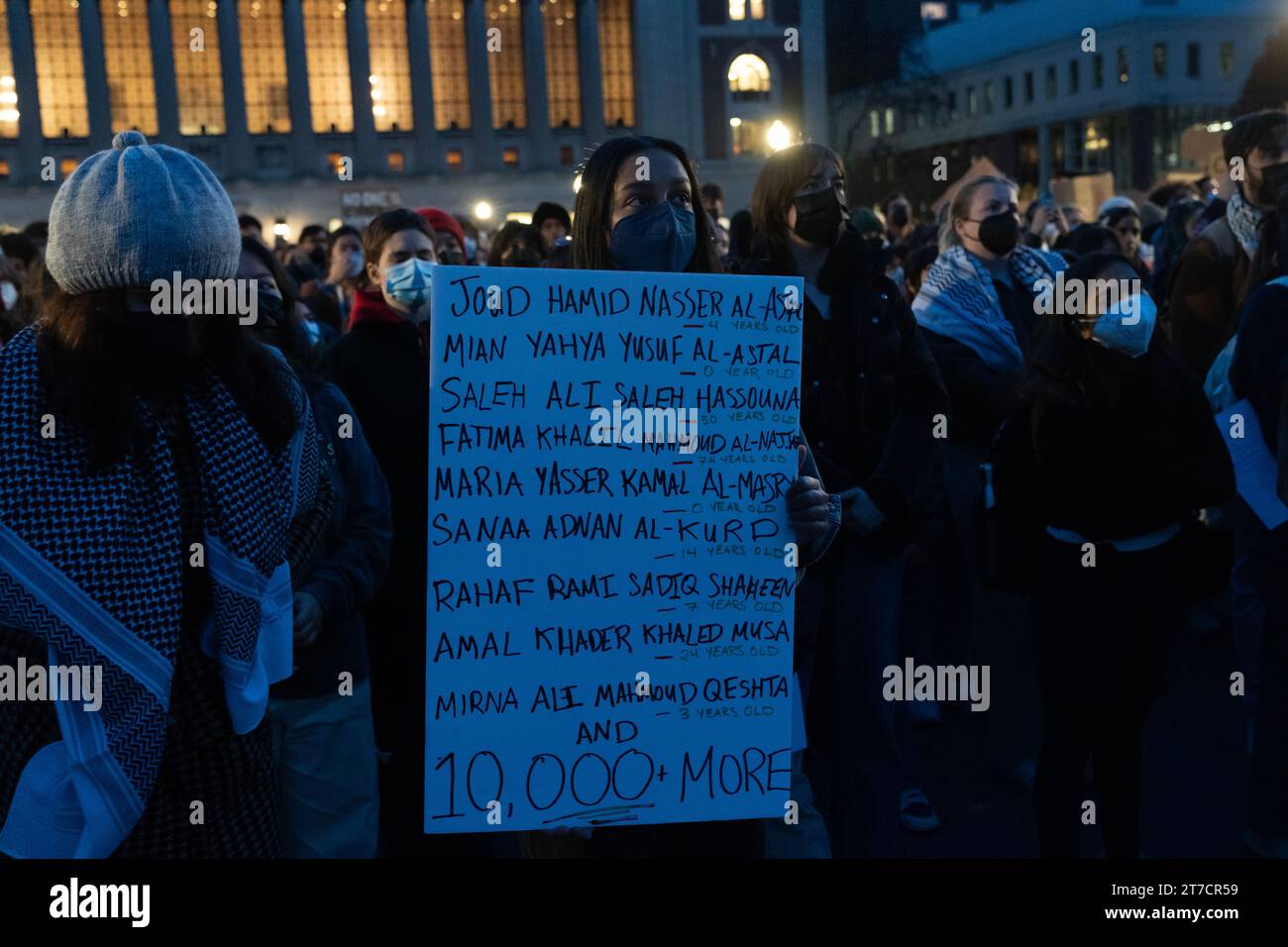 Hundreds people gathered on the grounds of Columbia University in New ...