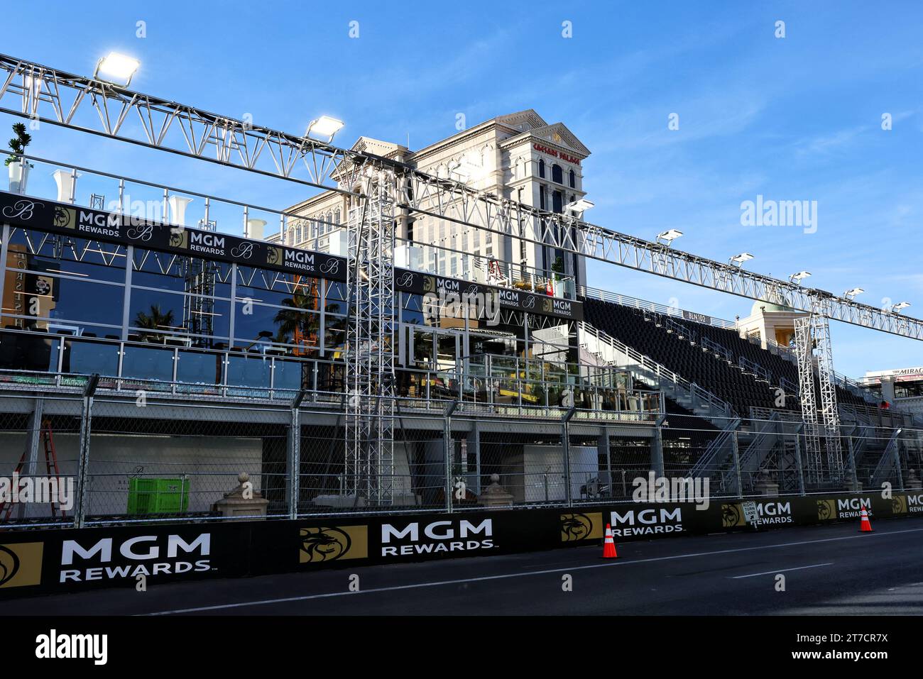 Caesars palace grand prix circuit hi-res stock photography and images ...