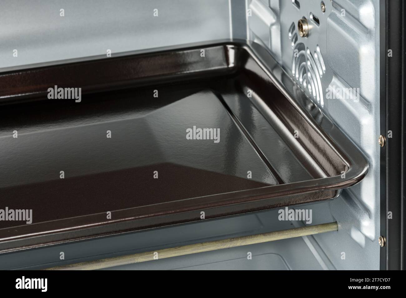 Inside of empty mini electric stove oven Stock Photo - Alamy