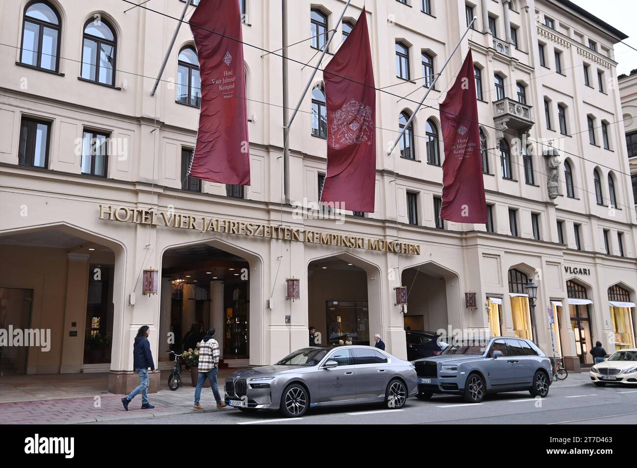 Hotel Vier Jahreszeiten Kempinski Muenchen in der Maximilianstrasse ...