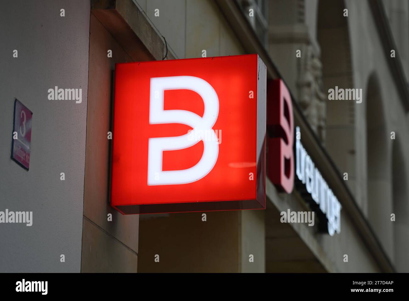 Breuninger Logo, Firmenemblem. *** Breuninger logo, company emblem ...