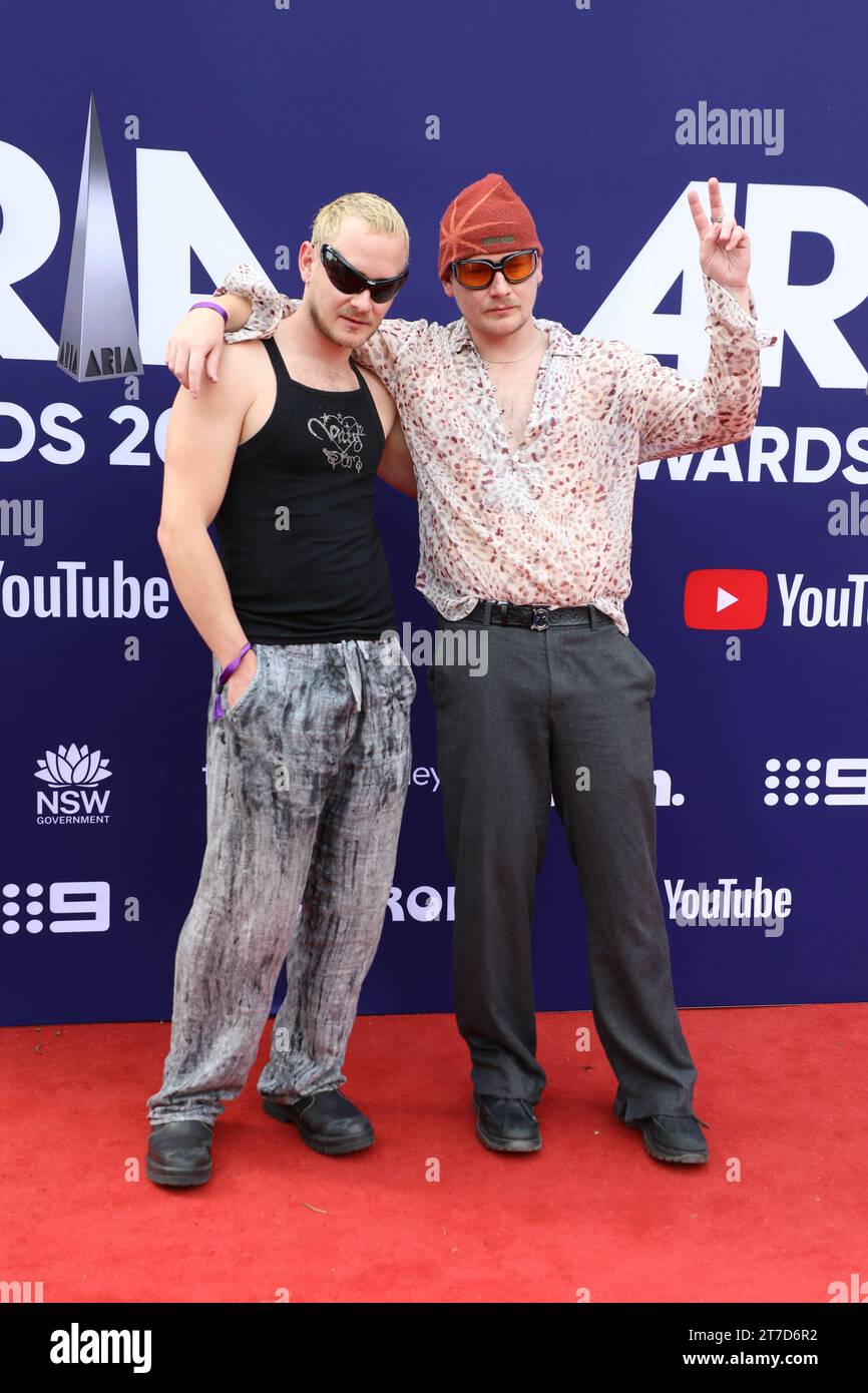 Midnight aria hi-res stock photography and images - Alamy