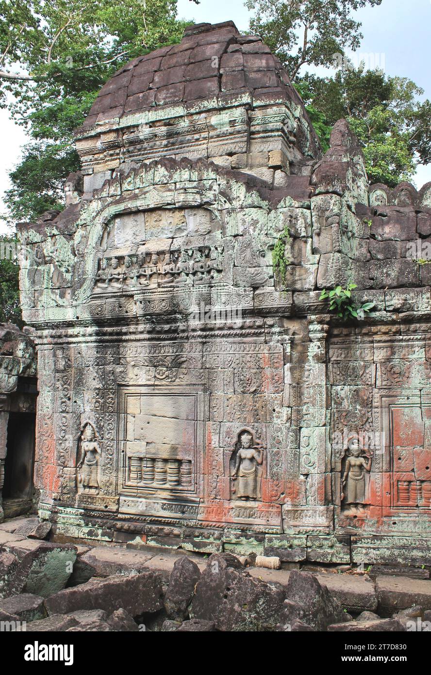 Ancient stone structure at the Angkor Archaeological Park in Cambodia ...