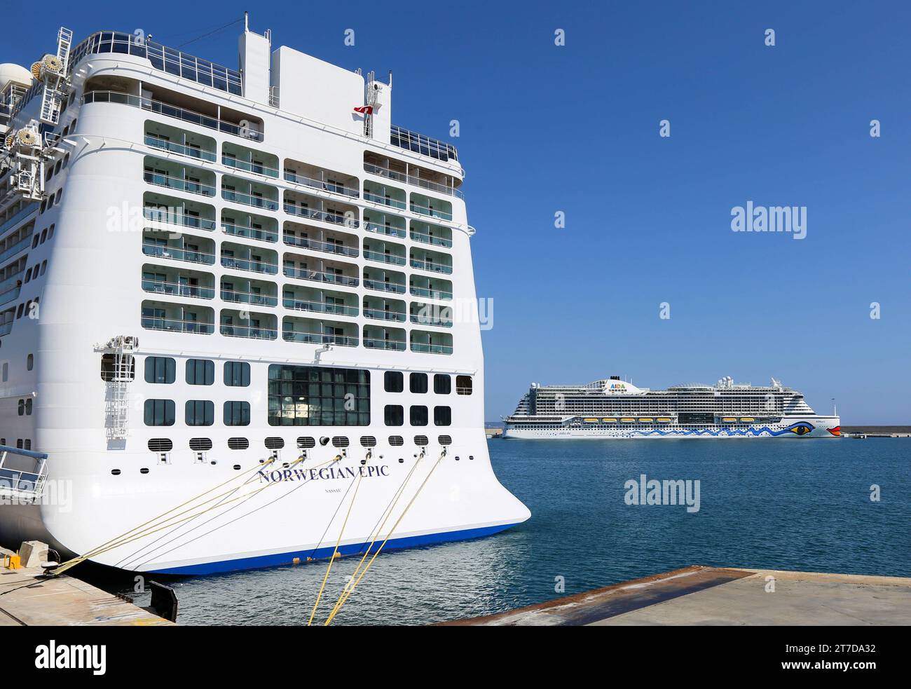 Stern of giant cruise ship Norwegian Cruise Line "Epic" (NCL ...