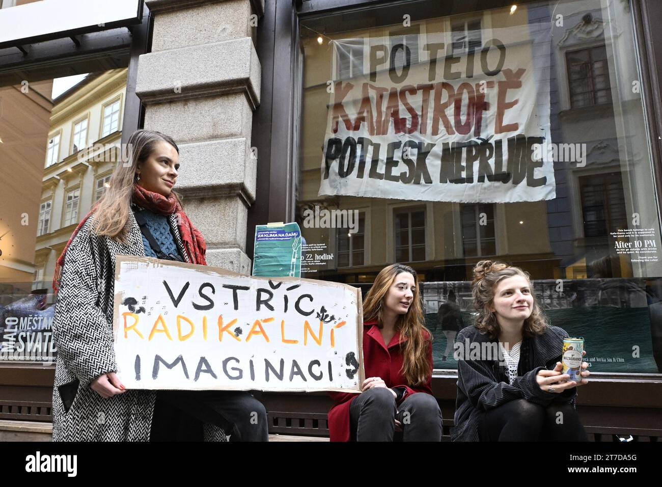 Take damu hi-res stock photography and images - Alamy