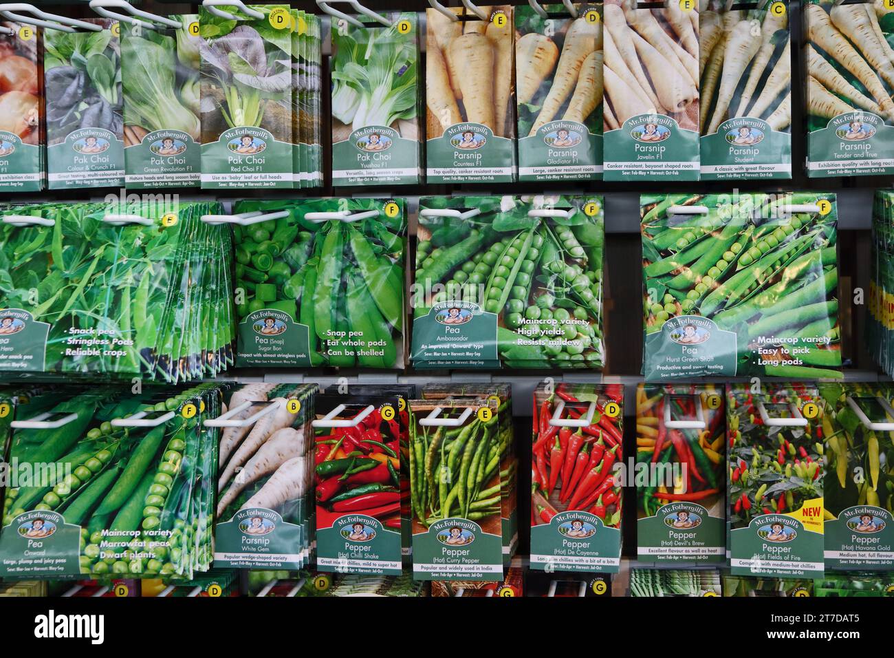 Packets of seeds hi-res stock photography and images - Alamy